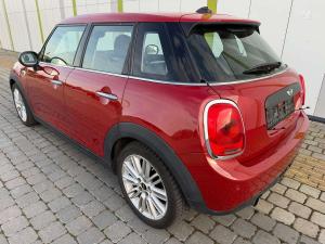 Red MINI One 2015 in Raseiniai, with an engine capacity of 1.20 L and mileage of 148 thousand km for 6900 €, photo 4 on AUTOMOTO.COM.LV