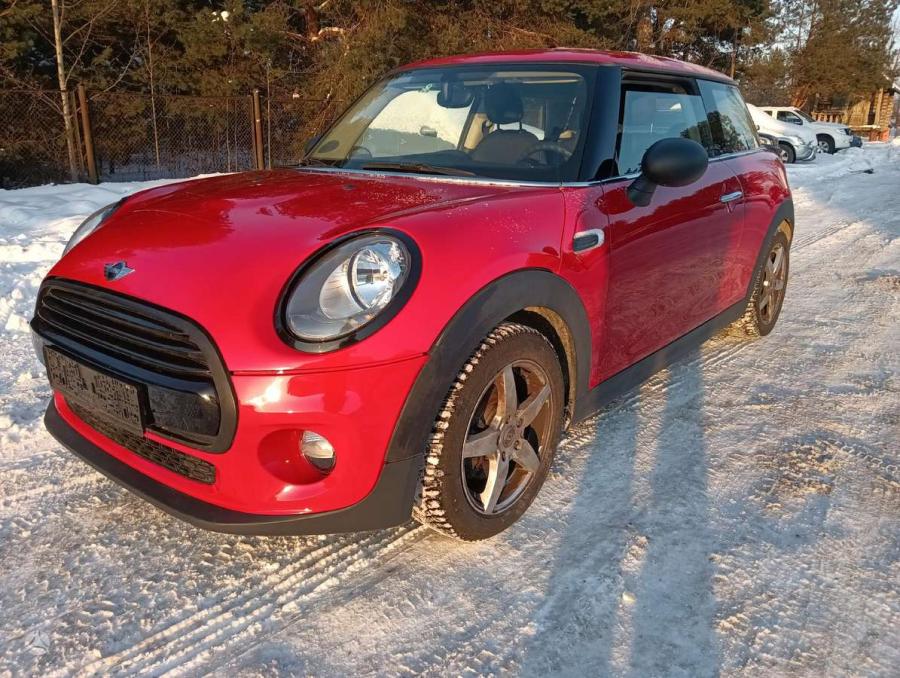 Sarkans MINI One 2017 Utena, ar dzinēja tilpumu 1.20 L un nobraukumu 119 tūkst. km par 5650 €, foto 1 vietnē AUTOMOTO.COM.LV