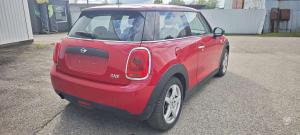 Red MINI One 2017 in Utena, with an engine capacity of 1.20 L and mileage of 118 thousand km for 4990 €, photo 6 on AUTOMOTO.COM.LV