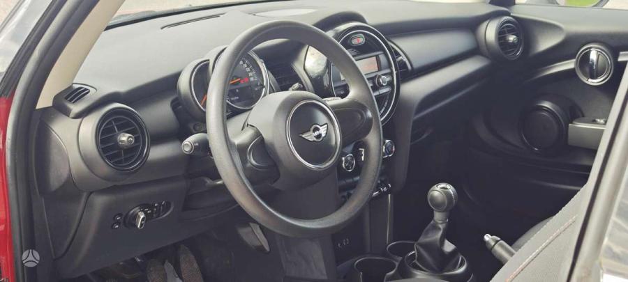 Red MINI One 2017 in Utena, with an engine capacity of 1.20 L and mileage of 118 thousand km for 4990 €, photo 11 on AUTOMOTO.COM.LV