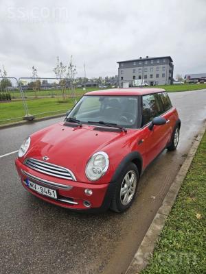 Red MINI One 2004 in Valmiera, with an engine capacity of 1.60 L and mileage of 98 thousand km for 2400 €, photo  on AUTOMOTO.COM.LV