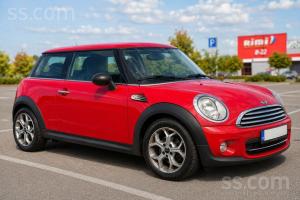 Red MINI One 2010 in Ogre, with an engine capacity of 1.60 L and mileage of 222 thousand km for 3300 €, photo 3 on AUTOMOTO.COM.LV