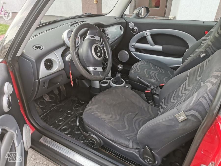 MINI One 2003 Šauļi, ar dzinēja tilpumu 1.60 L un nobraukumu 213 tūkst. km par 800 €, foto 5 vietnē AUTOMOTO.COM.LV