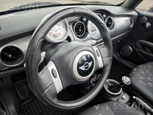 White MINI One 2008 in Riga, with an engine capacity of 1.60 L and mileage of 146 thousand km for 4500 €, photo 26 on AUTOMOTO.COM.LV