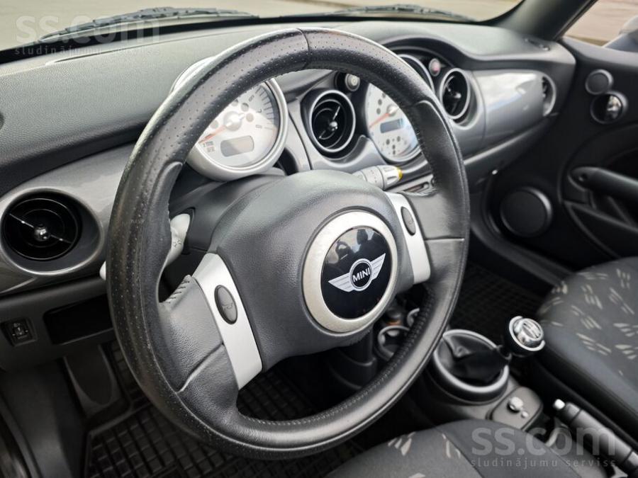 White MINI One 2008 in Riga, with an engine capacity of 1.60 L and mileage of 146 thousand km for 4500 €, photo 26 on AUTOMOTO.COM.LV