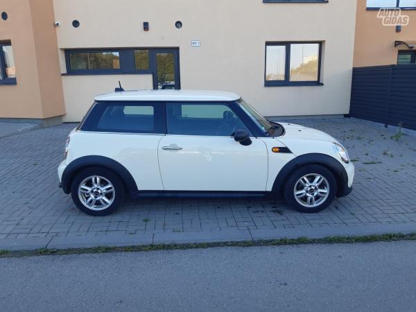 Balts MINI One 2013 Kauņa, ar dzinēja tilpumu 1.90 L un nobraukumu 180 tūkst. km par 1950 €, foto 9 vietnē AUTOMOTO.COM.LV