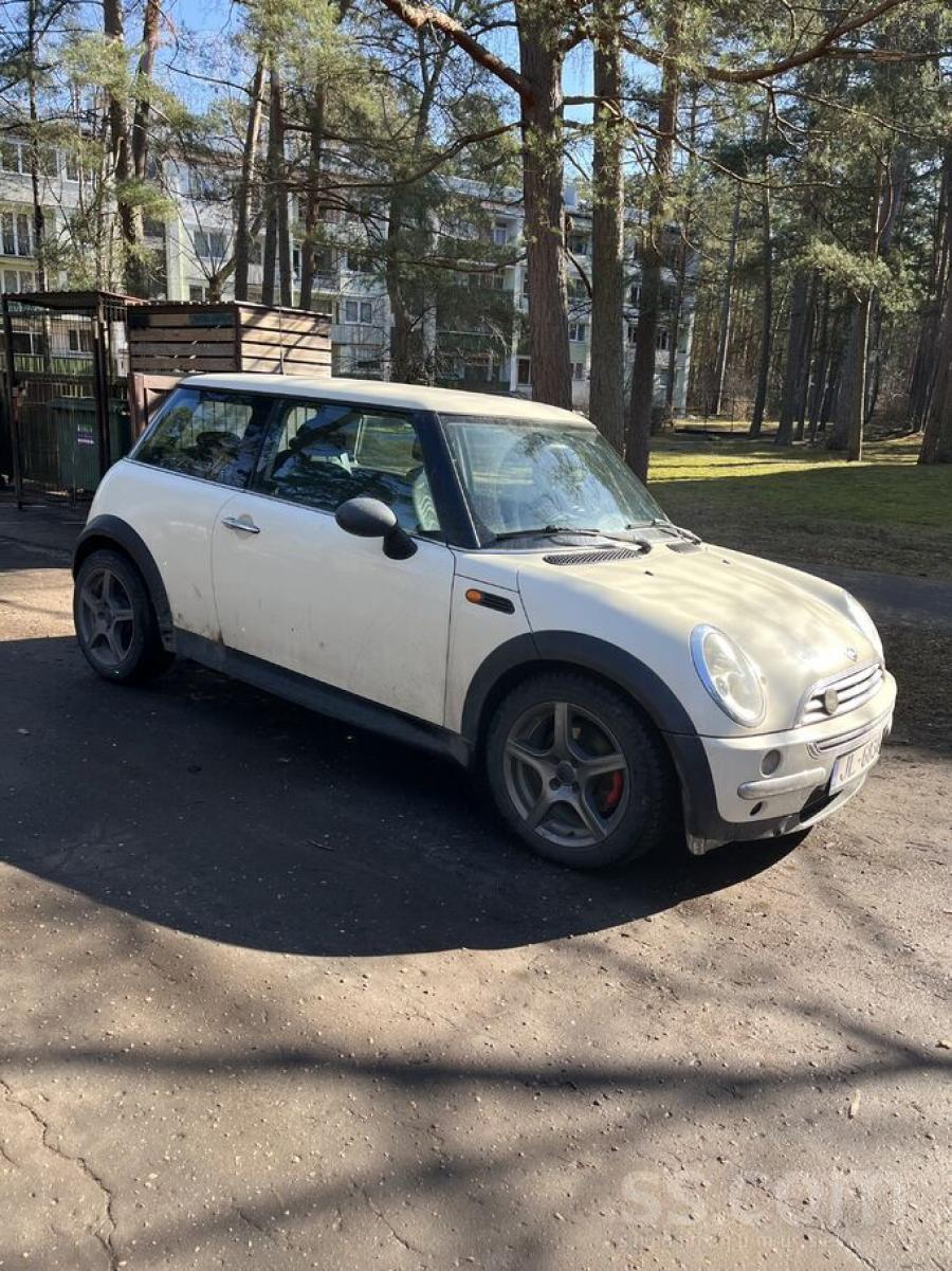 Balts MINI One 2004 Jūrmala, ar dzinēja tilpumu 1.40 L un nobraukumu 317 tūkst. km par 1700 €, foto 3 vietnē AUTOMOTO.COM.LV