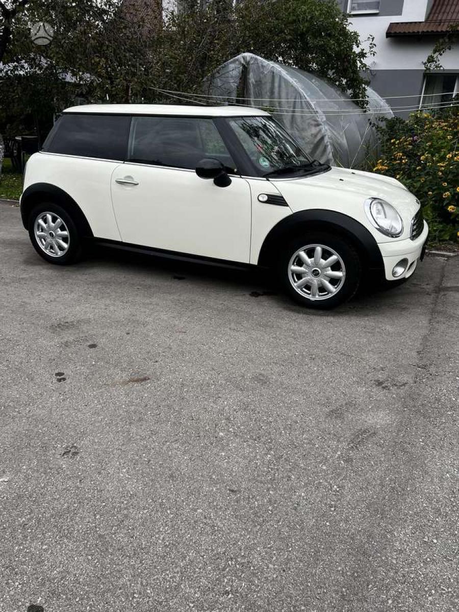 Balts MINI One 2007 Kauņa, ar dzinēja tilpumu 1.40 L un nobraukumu 165 tūkst. km par 3600 €, foto 6 vietnē AUTOMOTO.COM.LV