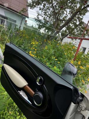 Balts MINI One 2007 Kauņa, ar dzinēja tilpumu 1.40 L un nobraukumu 165 tūkst. km par 3600 €, foto 20 vietnē AUTOMOTO.COM.LV