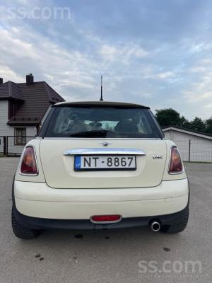 White MINI One 2008 in Jekabpils, with an engine capacity of 1.40 L and mileage of 273 thousand km for 1700 €, photo 4 on AUTOMOTO.COM.LV