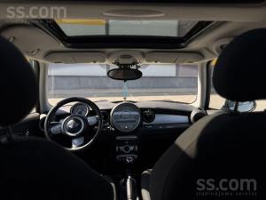 Balts MINI One 2010 Rīga, ar dzinēja tilpumu 1.60 L un nobraukumu 387 tūkst. km par 2300 €, foto 6 vietnē AUTOMOTO.COM.LV