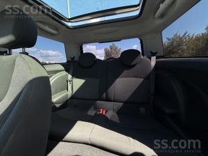 Balts MINI One 2010 Rīga, ar dzinēja tilpumu 1.60 L un nobraukumu 387 tūkst. km par 2300 €, foto 8 vietnē AUTOMOTO.COM.LV