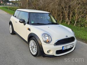 Balts MINI One 2010 Jēkabpils, ar dzinēja tilpumu 1.60 L un nobraukumu 244 tūkst. km par 3490 €, foto 3 vietnē AUTOMOTO.COM.LV