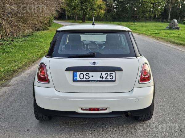 Balts MINI One 2010 Jēkabpils, ar dzinēja tilpumu 1.60 L un nobraukumu 244 tūkst. km par 3490 €, foto 7 vietnē AUTOMOTO.COM.LV