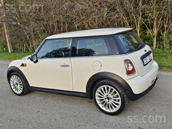Balts MINI One 2010 Jēkabpils, ar dzinēja tilpumu 1.60 L un nobraukumu 244 tūkst. km par 3490 €, foto 9 vietnē AUTOMOTO.COM.LV