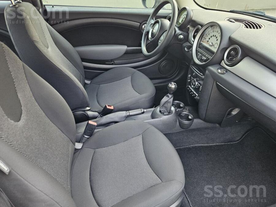 Balts MINI One 2010 Jēkabpils, ar dzinēja tilpumu 1.60 L un nobraukumu 244 tūkst. km par 3490 €, foto 17 vietnē AUTOMOTO.COM.LV