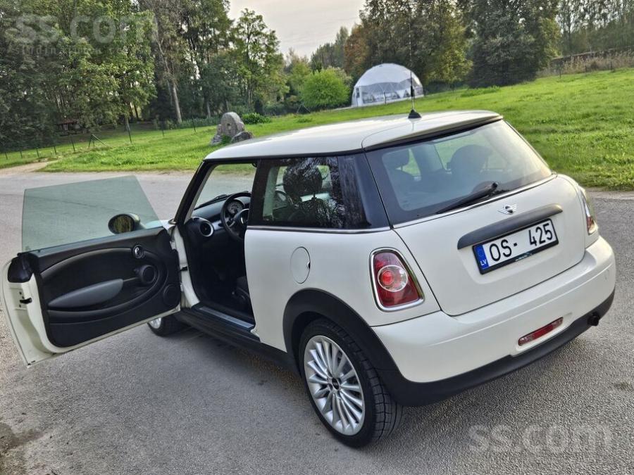 Balts MINI One 2010 Jēkabpils, ar dzinēja tilpumu 1.60 L un nobraukumu 244 tūkst. km par 3490 €, foto 20 vietnē AUTOMOTO.COM.LV