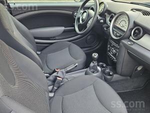 Balts MINI One 2010 Jēkabpils, ar dzinēja tilpumu 1.60 L un nobraukumu 244 tūkst. km par 3490 €, foto 22 vietnē AUTOMOTO.COM.LV