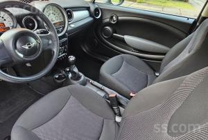 White MINI One 2010 in Jekabpils, with an engine capacity of 1.60 L and mileage of 244 thousand km for 3490 €, photo 11 on AUTOMOTO.COM.LV