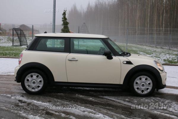 White MINI One 2013 in Tartu, with an engine capacity of 1.60 L and mileage of 210 thousand km for 4200 €, photo 4 on AUTOMOTO.COM.LV