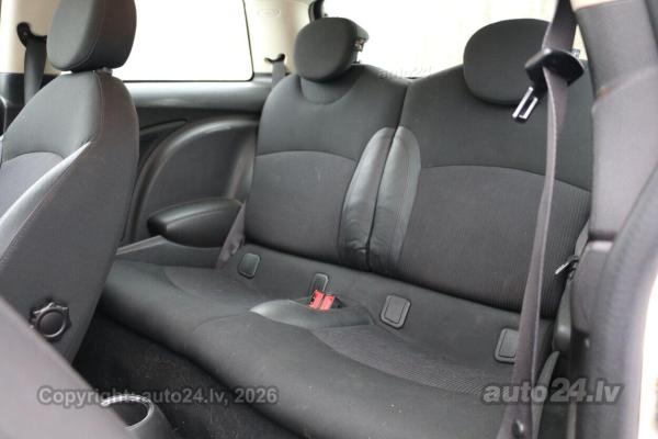White MINI One 2013 in Tartu, with an engine capacity of 1.60 L and mileage of 210 thousand km for 4200 €, photo 11 on AUTOMOTO.COM.LV