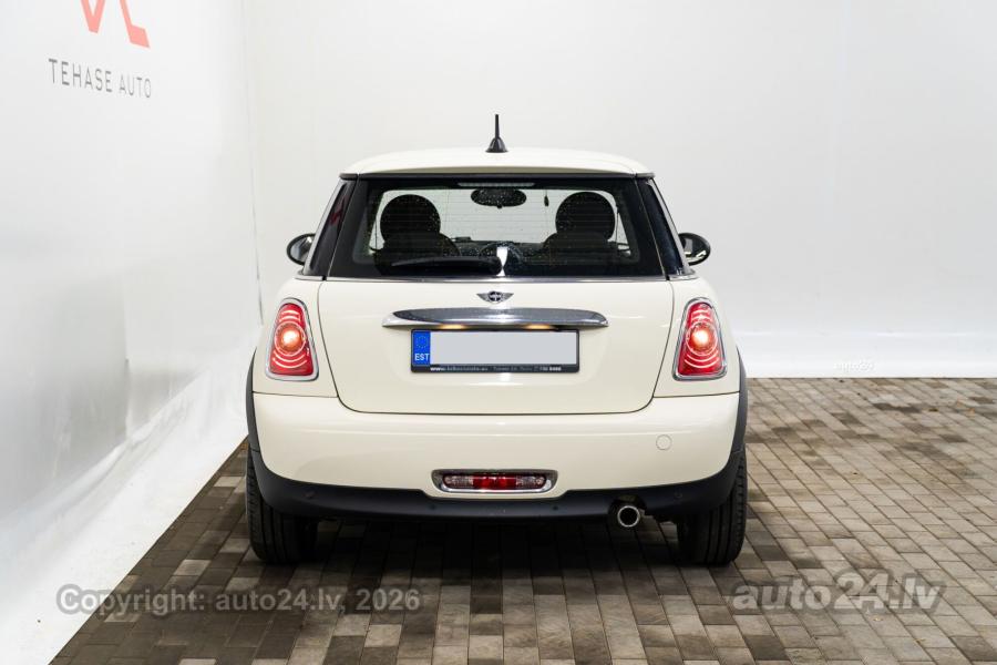 White MINI One 2013 in Tartu, with an engine capacity of 1.60 L and mileage of 84 thousand km for 7000 €, photo 5 on AUTOMOTO.COM.LV