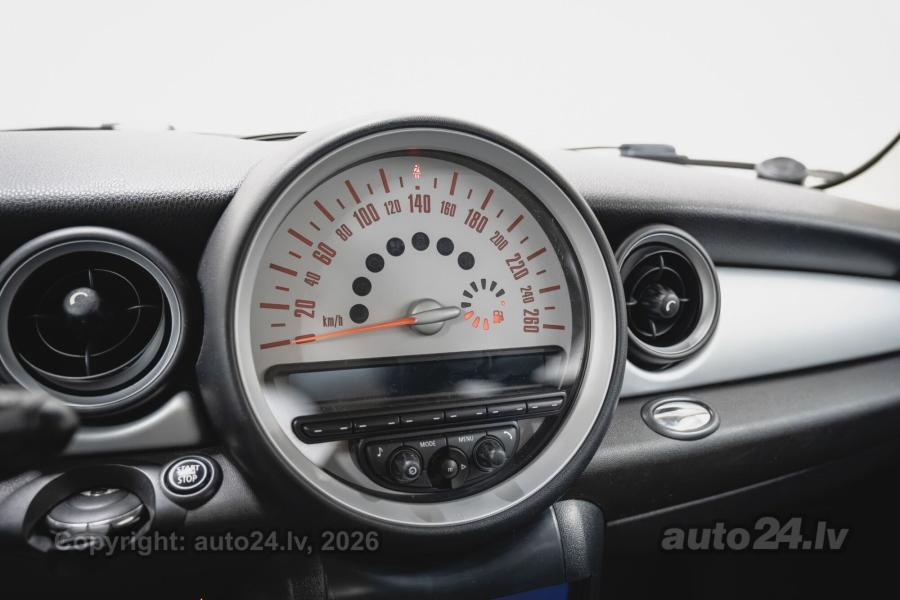 White MINI One 2013 in Tartu, with an engine capacity of 1.60 L and mileage of 84 thousand km for 7000 €, photo 16 on AUTOMOTO.COM.LV