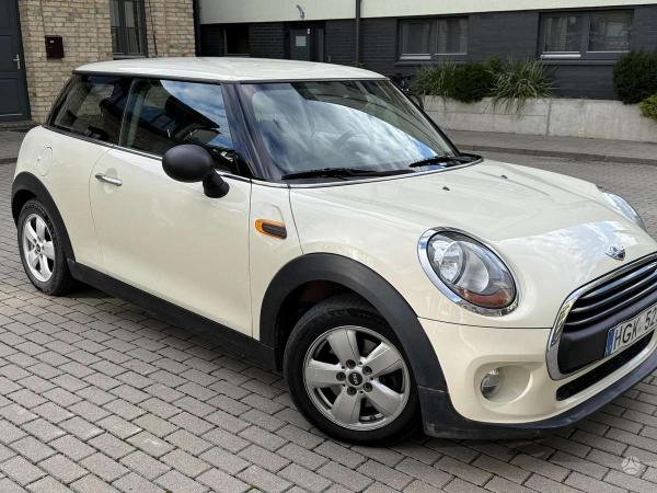 MINI One 2014 in Vilnius on AUTOMOTO.COM.LV White MINI One 2014 in Vilnius, with an engine capacity of 1.20 L and mileage of 154 thousand km for 5900 €, photo 1 on AUTOMOTO.COM.LV