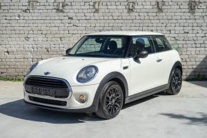 Balts MINI One 2015 Liepāja, ar dzinēja tilpumu 1.20 L un nobraukumu 225 tūkst. km par 6900 €, foto  vietnē AUTOMOTO.COM.LV