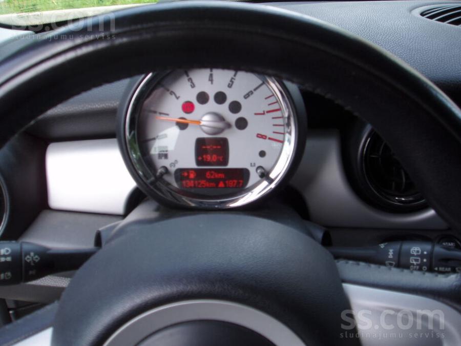 Dzeltens MINI One 2009 Rīga, ar dzinēja tilpumu 1.40 L un nobraukumu 134 tūkst. km par 2900 €, foto 8 vietnē AUTOMOTO.COM.LV