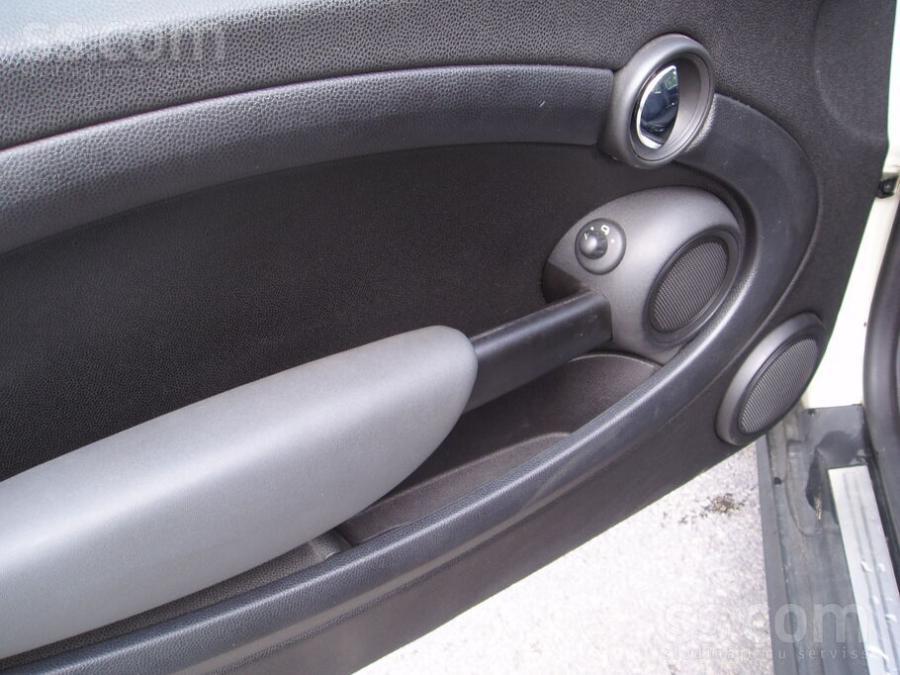 Dzeltens MINI One 2009 Rīga, ar dzinēja tilpumu 1.40 L un nobraukumu 134 tūkst. km par 2900 €, foto 12 vietnē AUTOMOTO.COM.LV