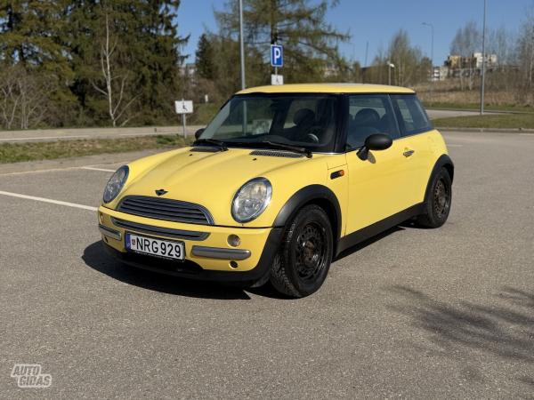 Dzeltens MINI One 2002 Viļņa, ar dzinēja tilpumu 1.60 L un nobraukumu 301 tūkst. km par 1200 €, foto 1 vietnē AUTOMOTO.COM.LV