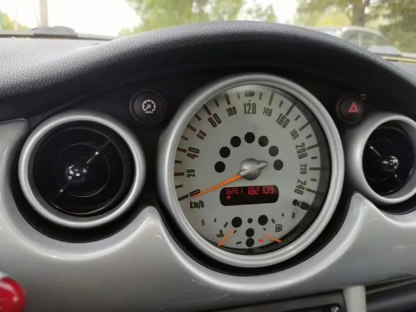 Желтый Мини Ван 2002 в Кулдига, объемом двигателя 1.60 л и пробегом 182 тыс. км за 2000 €, фото 10 на AUTOMOTO.COM.LV