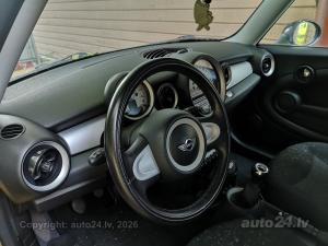 Желтый Мини Ван 2007 в Таллин, объемом двигателя 1.40 л и пробегом 120 тыс. км за 700 €, фото 5 на AUTOMOTO.COM.LV