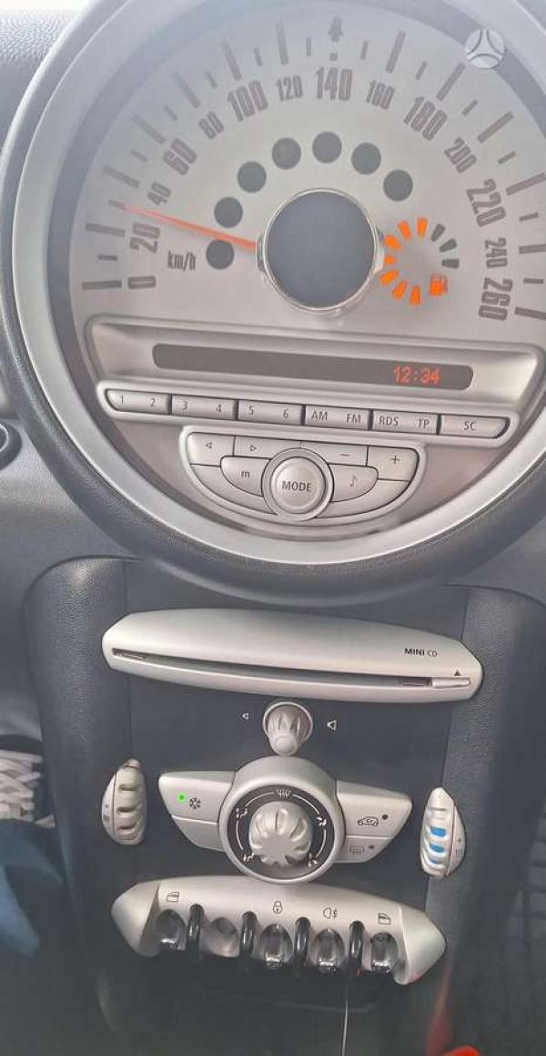 Dzeltens MINI One 2008 Viļņa, ar dzinēja tilpumu 1.40 L un nobraukumu 142 tūkst. km par 1600 €, foto 9 vietnē AUTOMOTO.COM.LV