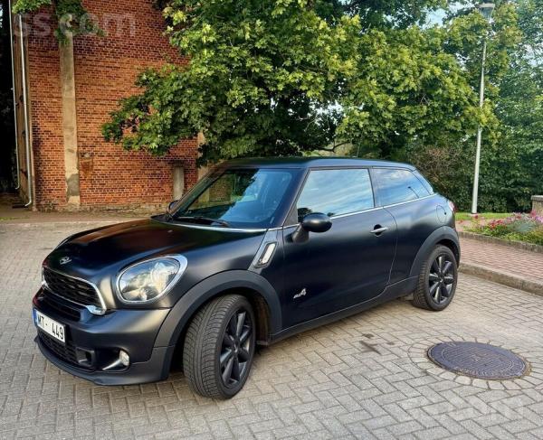 Black MINI Paceman 2014 in Jurmala, with an engine capacity of 2.00 L and mileage of 310 thousand km for 6900 €, photo 1 on AUTOMOTO.COM.LV