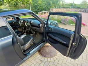 Black MINI Paceman 2014 in Jurmala, with an engine capacity of 2.00 L and mileage of 310 thousand km for 6900 €, photo 11 on AUTOMOTO.COM.LV