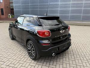 Black MINI Paceman 2015 in Marijampole, with an engine capacity of 2.00 L and mileage of 143 thousand km for 8900 €, photo 4 on AUTOMOTO.COM.LV