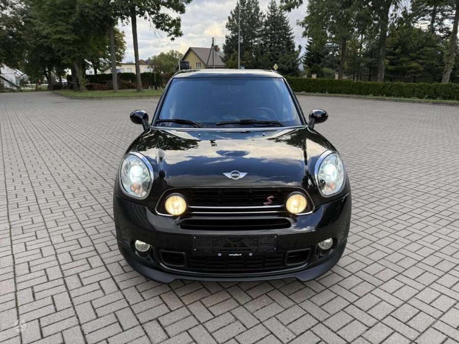 Black MINI Paceman 2015 in Marijampole, with an engine capacity of 2.00 L and mileage of 143 thousand km for 8900 €, photo 6 on AUTOMOTO.COM.LV