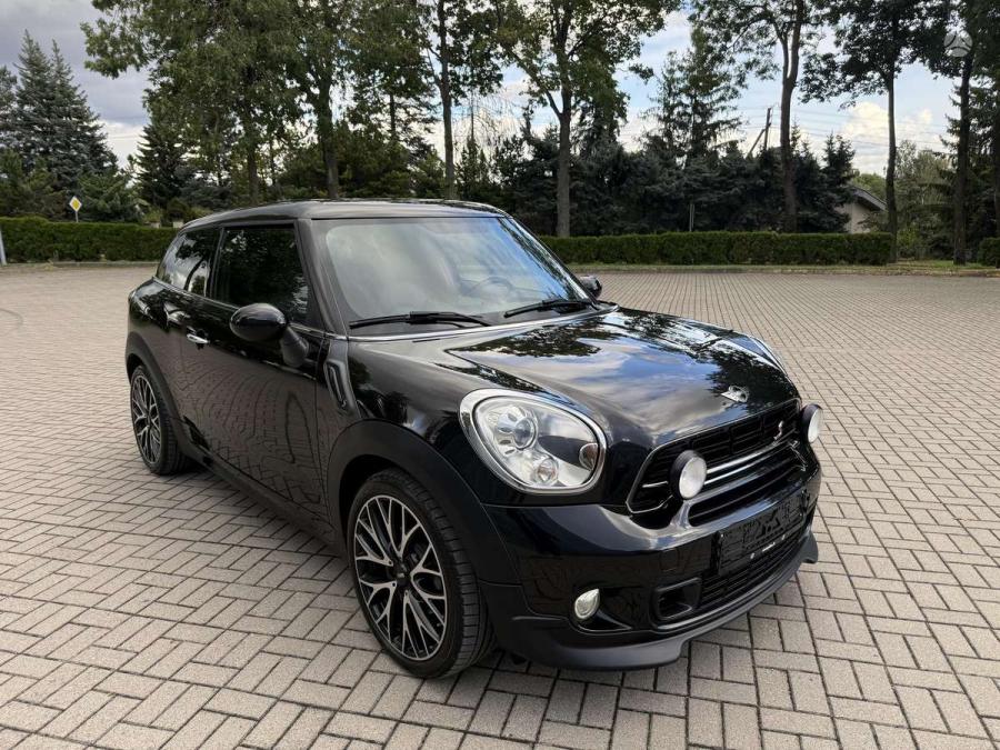 Black MINI Paceman 2015 in Marijampole, with an engine capacity of 2.00 L and mileage of 143 thousand km for 8900 €, photo 10 on AUTOMOTO.COM.LV