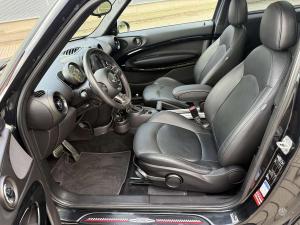 Black MINI Paceman 2015 in Marijampole, with an engine capacity of 2.00 L and mileage of 143 thousand km for 8900 €, photo 18 on AUTOMOTO.COM.LV