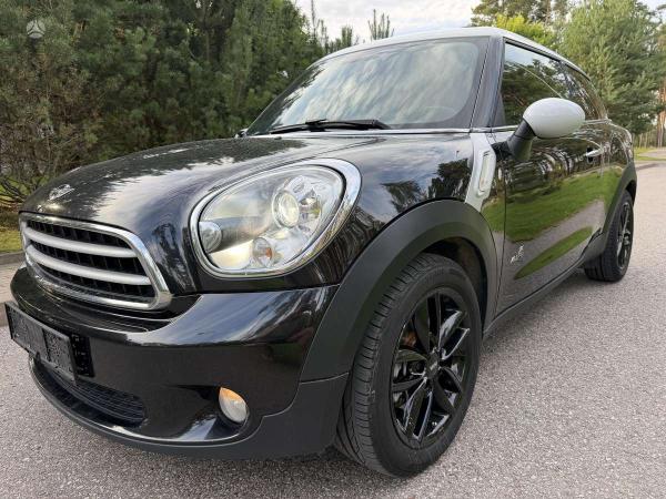 Black MINI Paceman 2013 in Utena, with an engine capacity of 1.60 L and mileage of 286 thousand km for 6750 €, photo 1 on AUTOMOTO.COM.LV