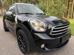Black MINI Paceman 2013 in Utena, with an engine capacity of 1.60 L and mileage of 286 thousand km for 6750 €, photo 3 on AUTOMOTO.COM.LV