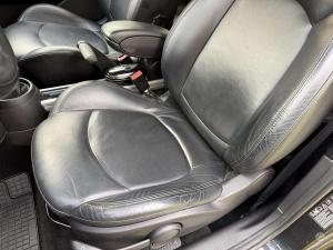 Black MINI Paceman 2013 in Utena, with an engine capacity of 1.60 L and mileage of 286 thousand km for 6750 €, photo 12 on AUTOMOTO.COM.LV