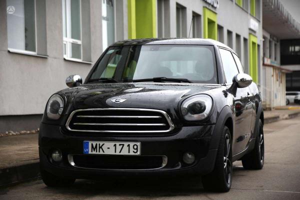 Black MINI Paceman 2013 in Riga, with an engine capacity of 1.60 L and mileage of 190 thousand km for 5995 €, photo 1 on AUTOMOTO.COM.LV
