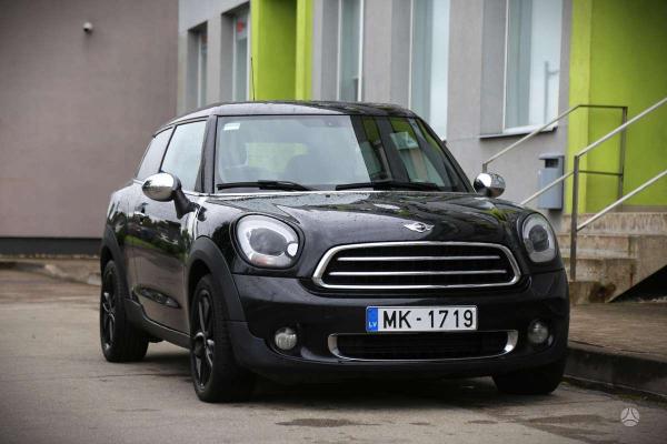 Black MINI Paceman 2013 in Riga, with an engine capacity of 1.60 L and mileage of 190 thousand km for 5995 €, photo 4 on AUTOMOTO.COM.LV