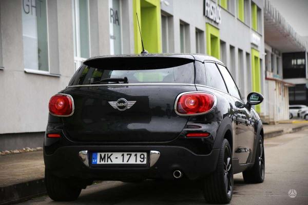 Black MINI Paceman 2013 in Riga, with an engine capacity of 1.60 L and mileage of 190 thousand km for 5995 €, photo 5 on AUTOMOTO.COM.LV