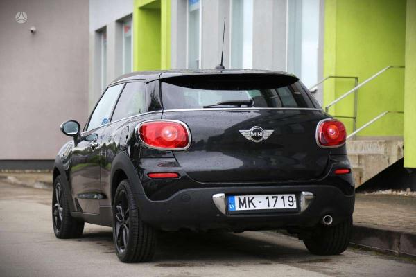 Black MINI Paceman 2013 in Riga, with an engine capacity of 1.60 L and mileage of 190 thousand km for 5995 €, photo 6 on AUTOMOTO.COM.LV