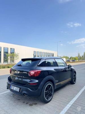 Black MINI Paceman 2014 in Vilnius, with an engine capacity of 1.60 L and mileage of 220 thousand km for 5500 €, photo 4 on AUTOMOTO.COM.LV