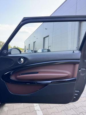Black MINI Paceman 2014 in Vilnius, with an engine capacity of 1.60 L and mileage of 220 thousand km for 5500 €, photo 10 on AUTOMOTO.COM.LV